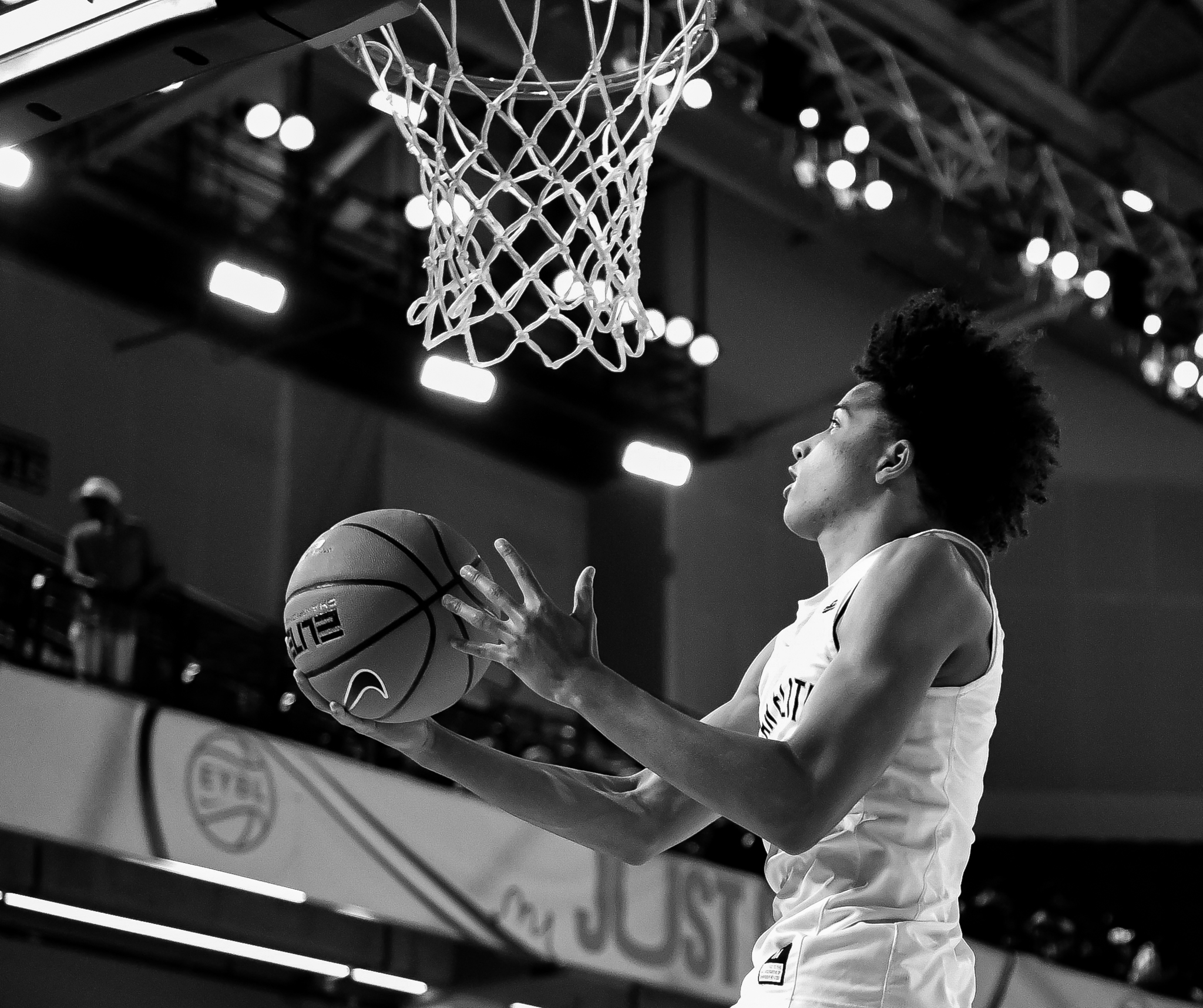 NIKE EYBL Session1: MOKAN Elite 17u Routs Defending Champs – FAAZ Magazine
