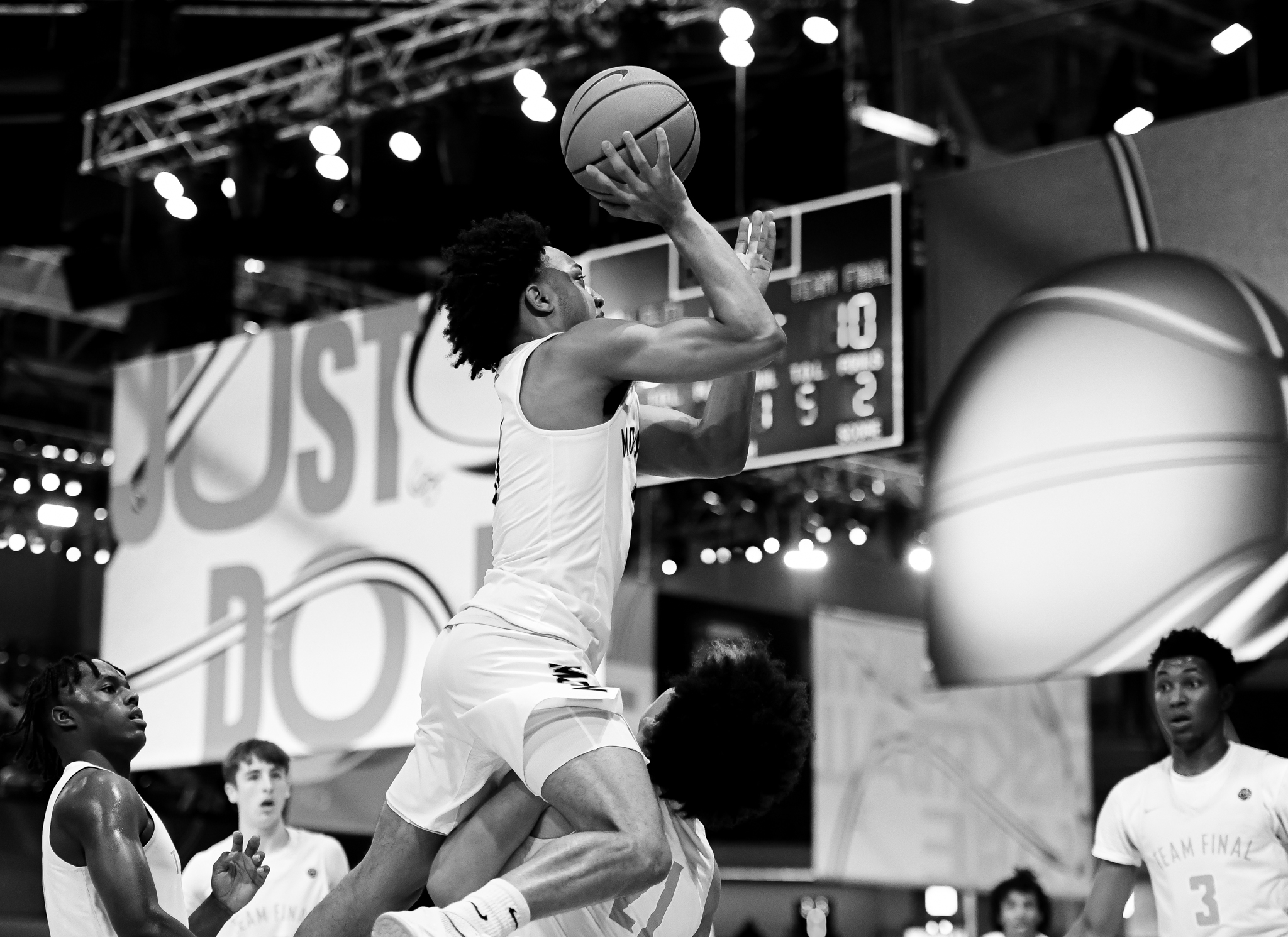 NIKE EYBL Session1: MOKAN Elite 17u Routs Defending Champs – JFS Sports