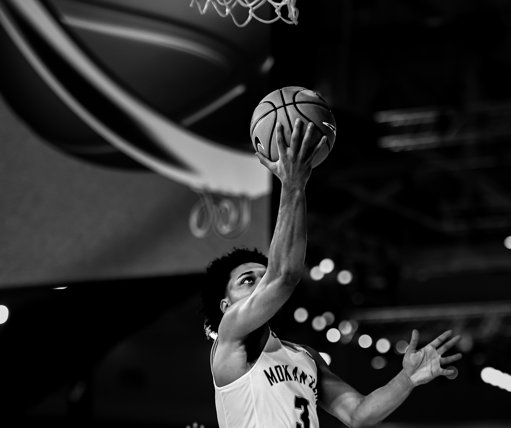NIKE EYBL Session 1: MOKAN Elite 17u Day 1 Win 84-55 – JFS Sports